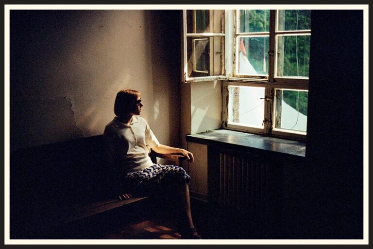 Pros & Cons of Kodak Gold 200 with 50+ Sample Photos