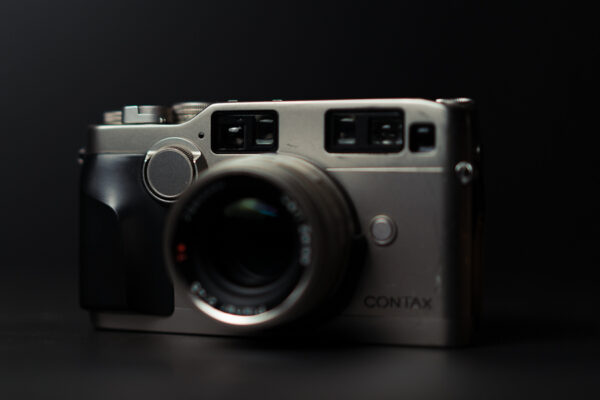 Contax G2: Pros & Cons, Tips, and Sample Photos