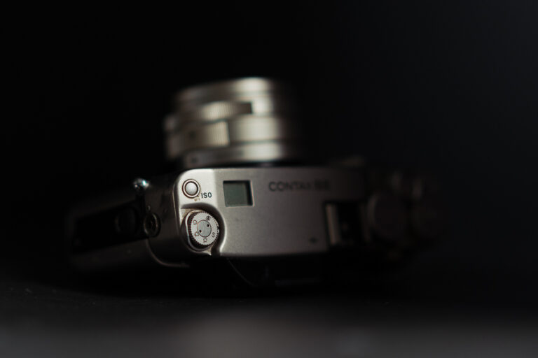 Contax G2: Pros & Cons, Tips, and Sample Photos