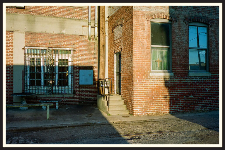 Kodak Portra 800 - Pros & Cons + 50 Sample Photos - Lens Lurker